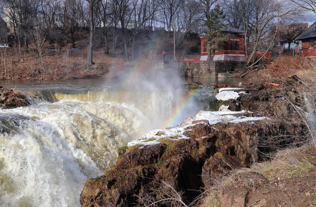 Paterson Great Falls: Mary Ellen Kramer Park - National Parks With T