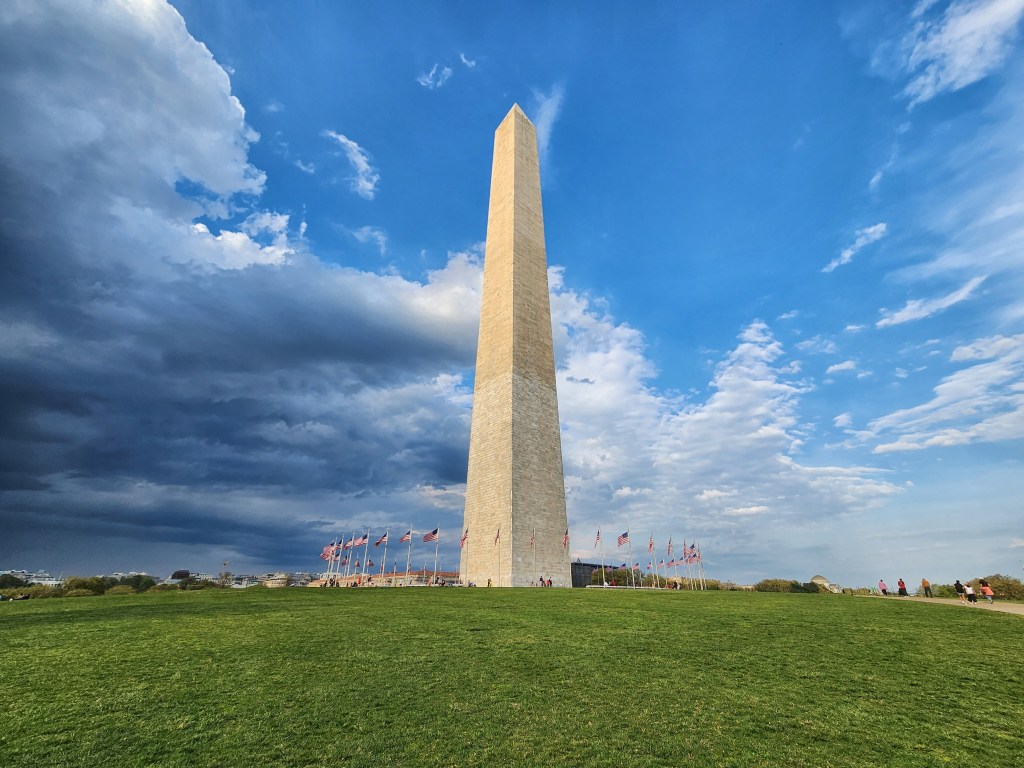The Washington Monument - National Parks With T