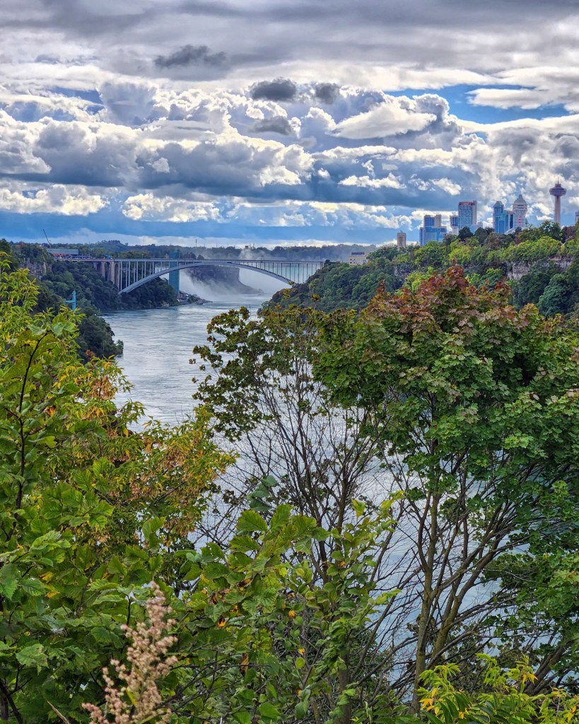 Niagara Falls State Park: Gorge Rim Trail - National Parks With T