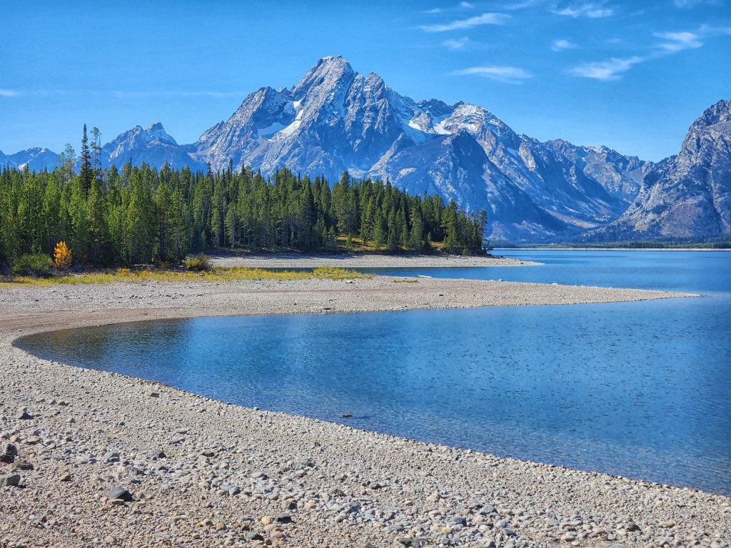 Grand Teton National Park: Lakeshore Trail - National Parks With T